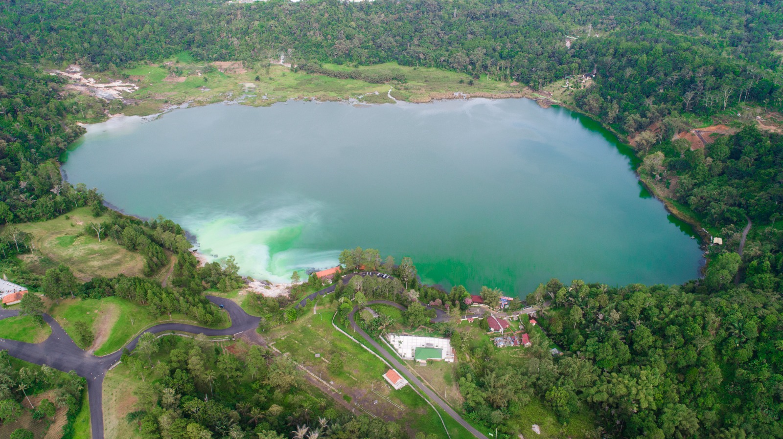 Danau Linow - Dinas Pariwisata Kota Tomohon